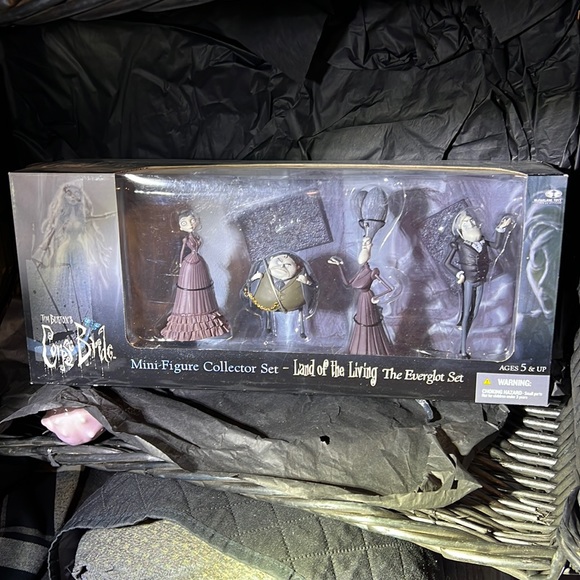 Art | Mcfarlane Toys Corpse Bride Mini Collector Set | Poshmark
